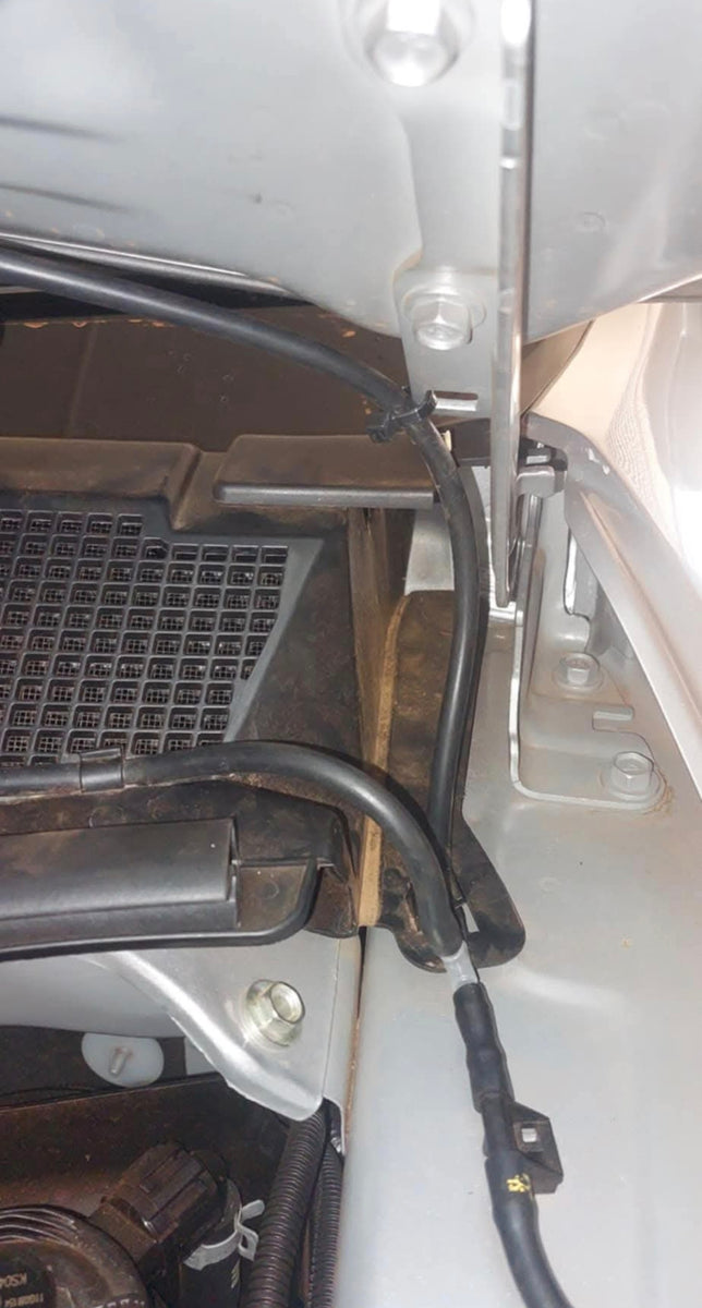 Windscreen washer Jet assembly (Bonnet Mounted) ISUZU D-MAX, MU-X & MA ...